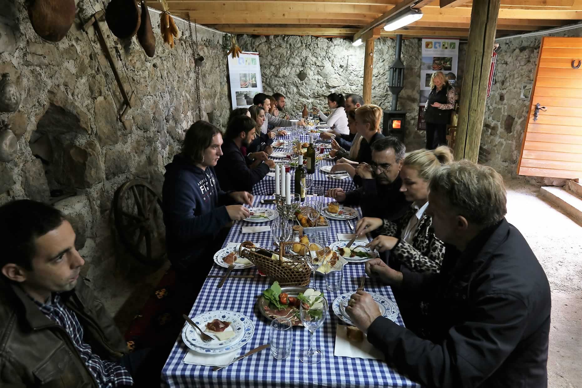 Etno houshold Đedovina – Balkan Ethno Gastro